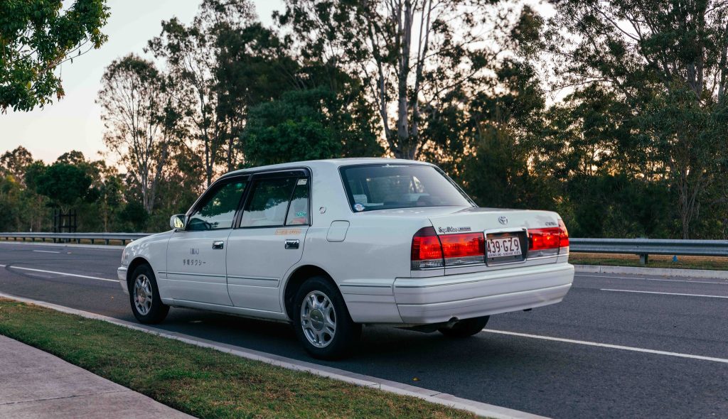 Iron Chef Imports » 2002 Toyota Crown Comfort - SOLD!